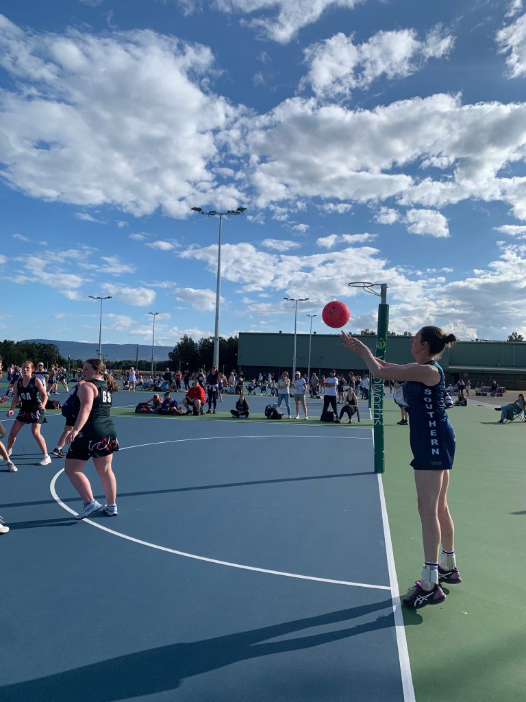 Play netball in Wollongong, Southern Suburbs Netball Club
